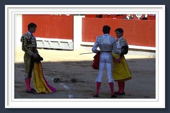 Desde el objetivo de Alberto Moreno... Confirmación de Christian Parejo ...